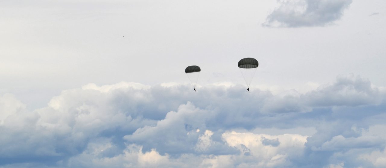 Military Static Line – Round Assault Parachutes – SWS Academy